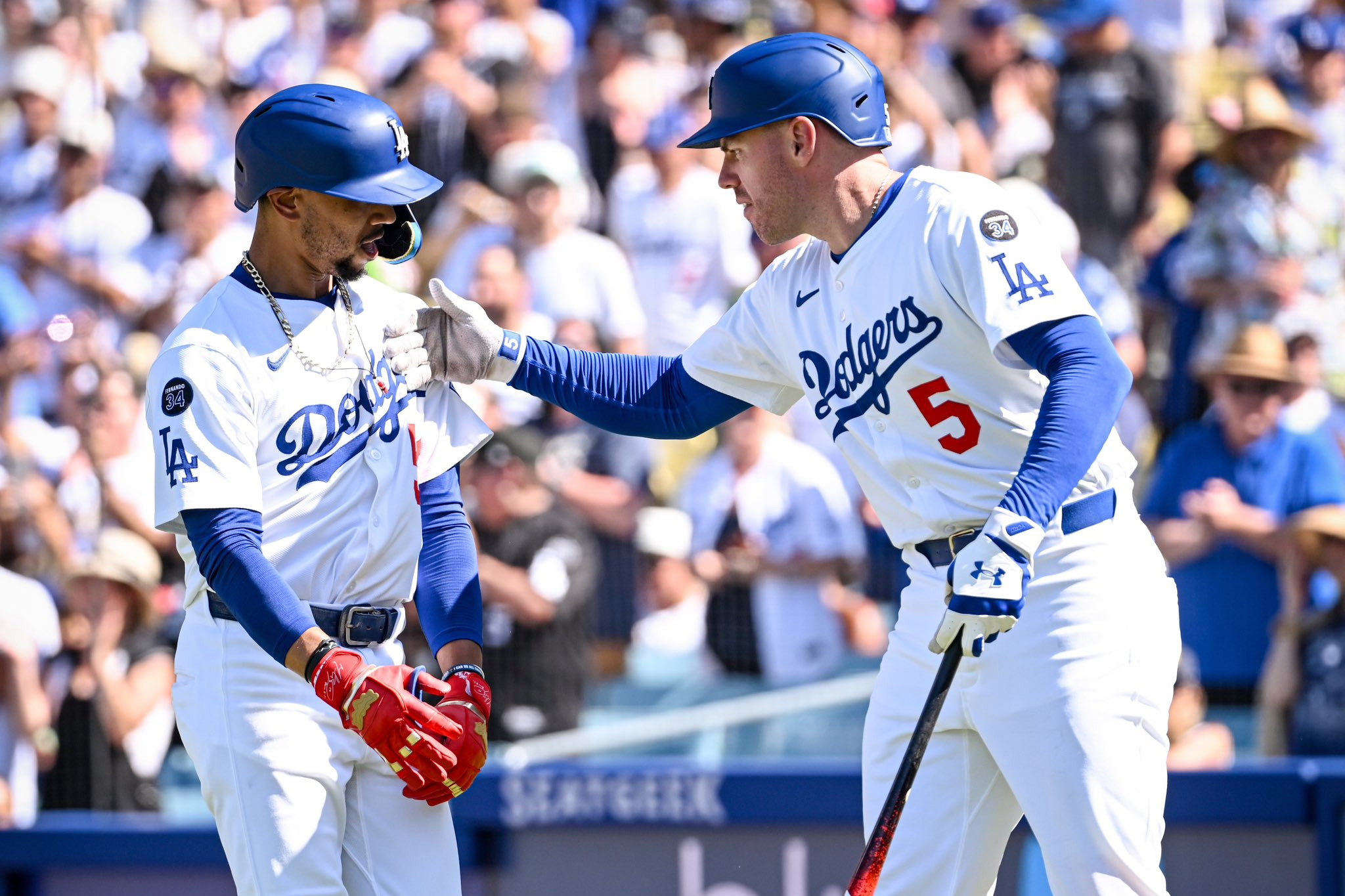 MLB／Betts「轉念」大復活！單月打擊率飆破3成 開轟助道奇奪勝 - 鏡報