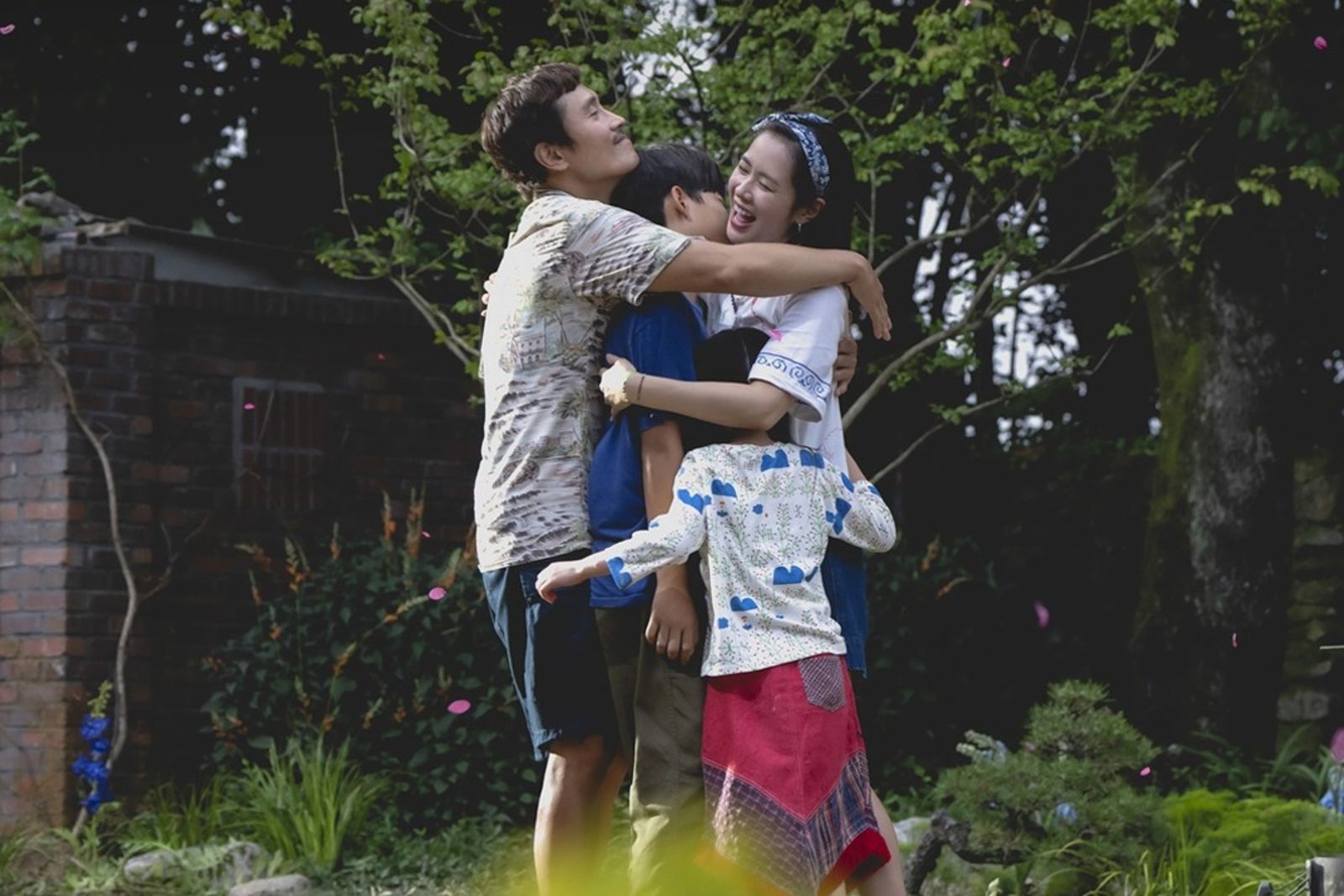 青龍獎今晚揭曉！孫藝真超旺夫 「兩個老公」玄彬、李炳憲都入圍竟強碰舊愛宋慧喬 - 鏡週刊 Mirror Media